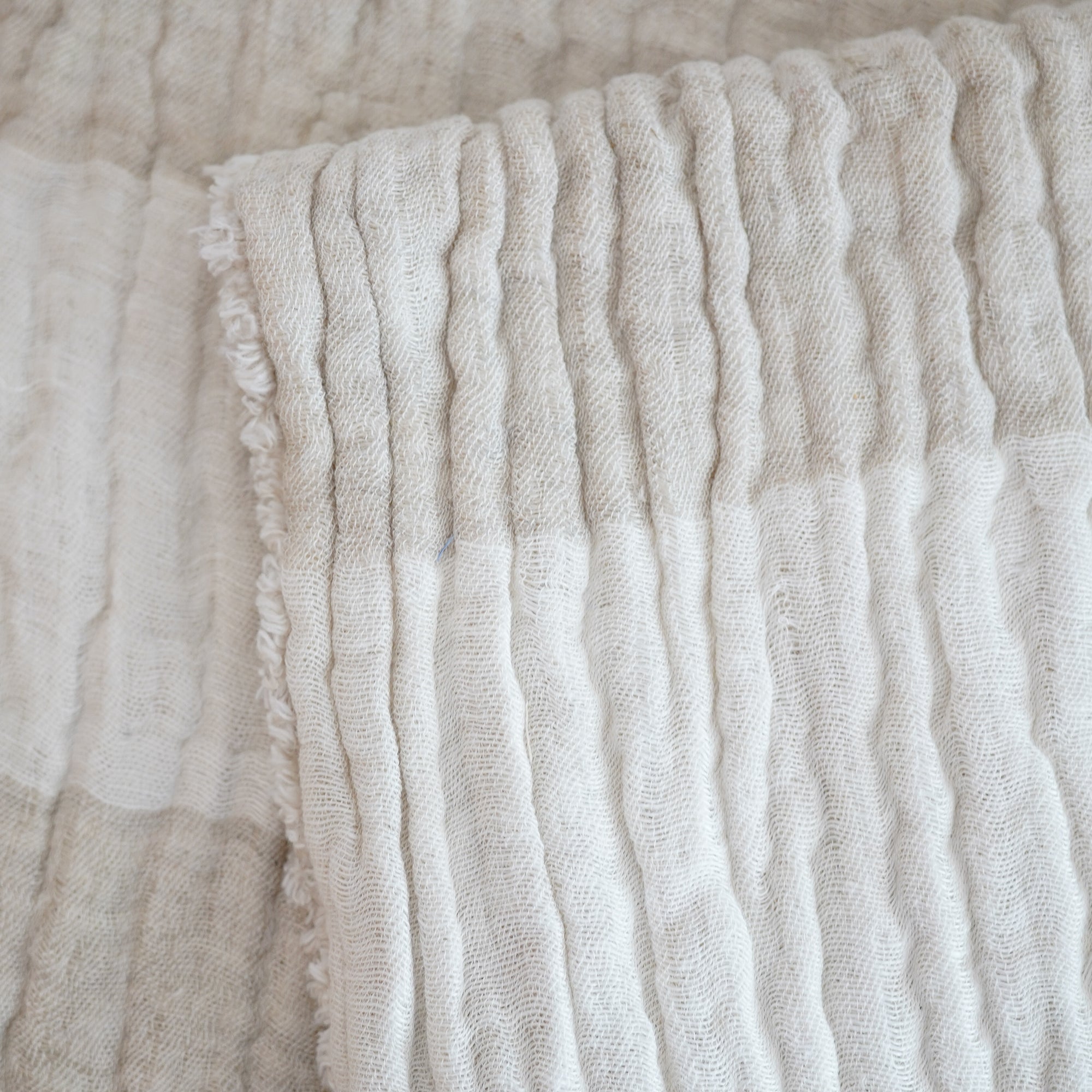 Linen Crinkle Throw